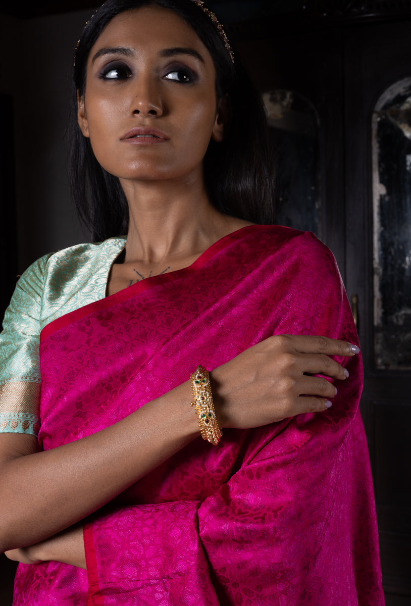 'Akriti' Rani Tanchoi Benarasi Handloom Sari | Kasturi Kundal